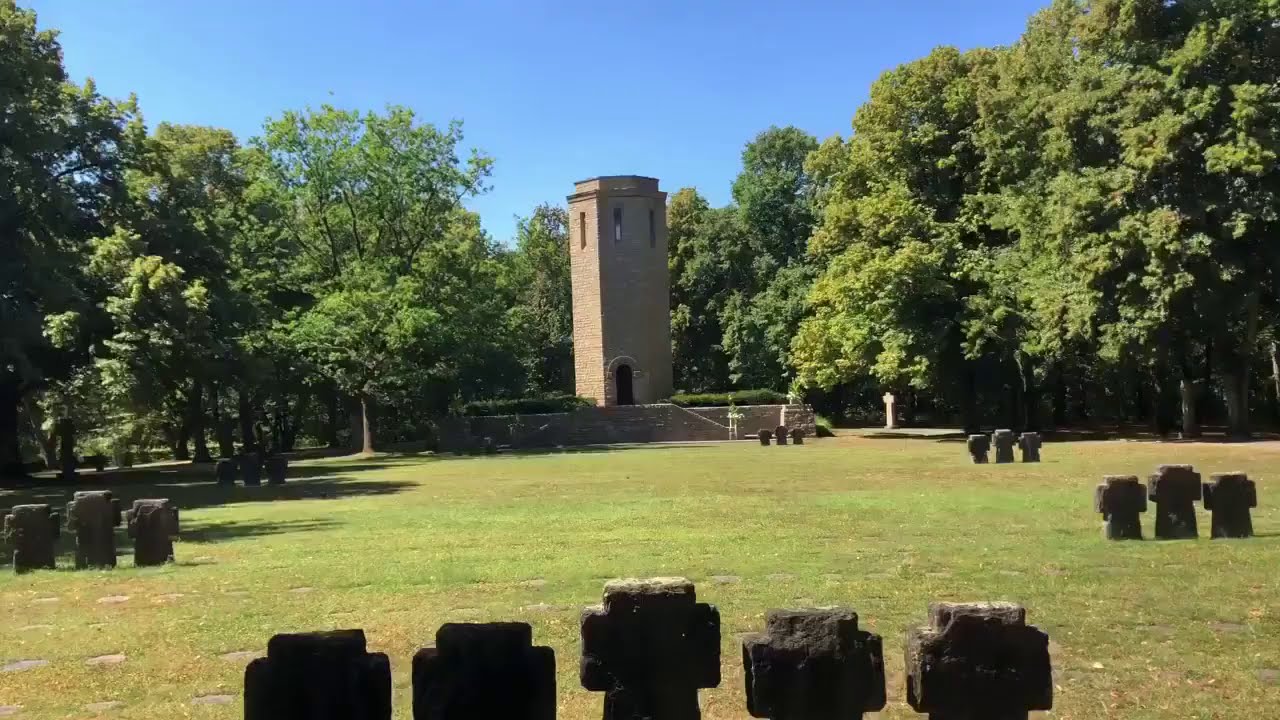 The Bitburg war cemetry Kolmeshöhe and Ronald Reagan - YouTube