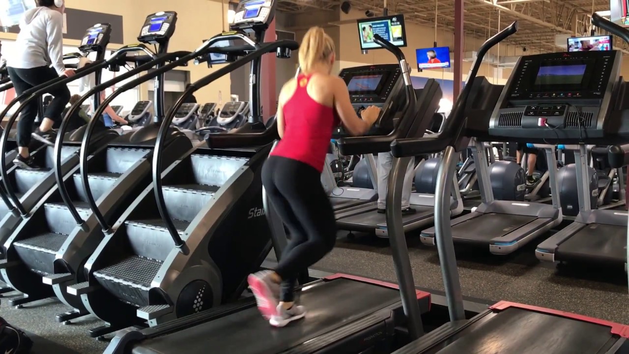 TREADMILL WALKING LUNGES - YouTube