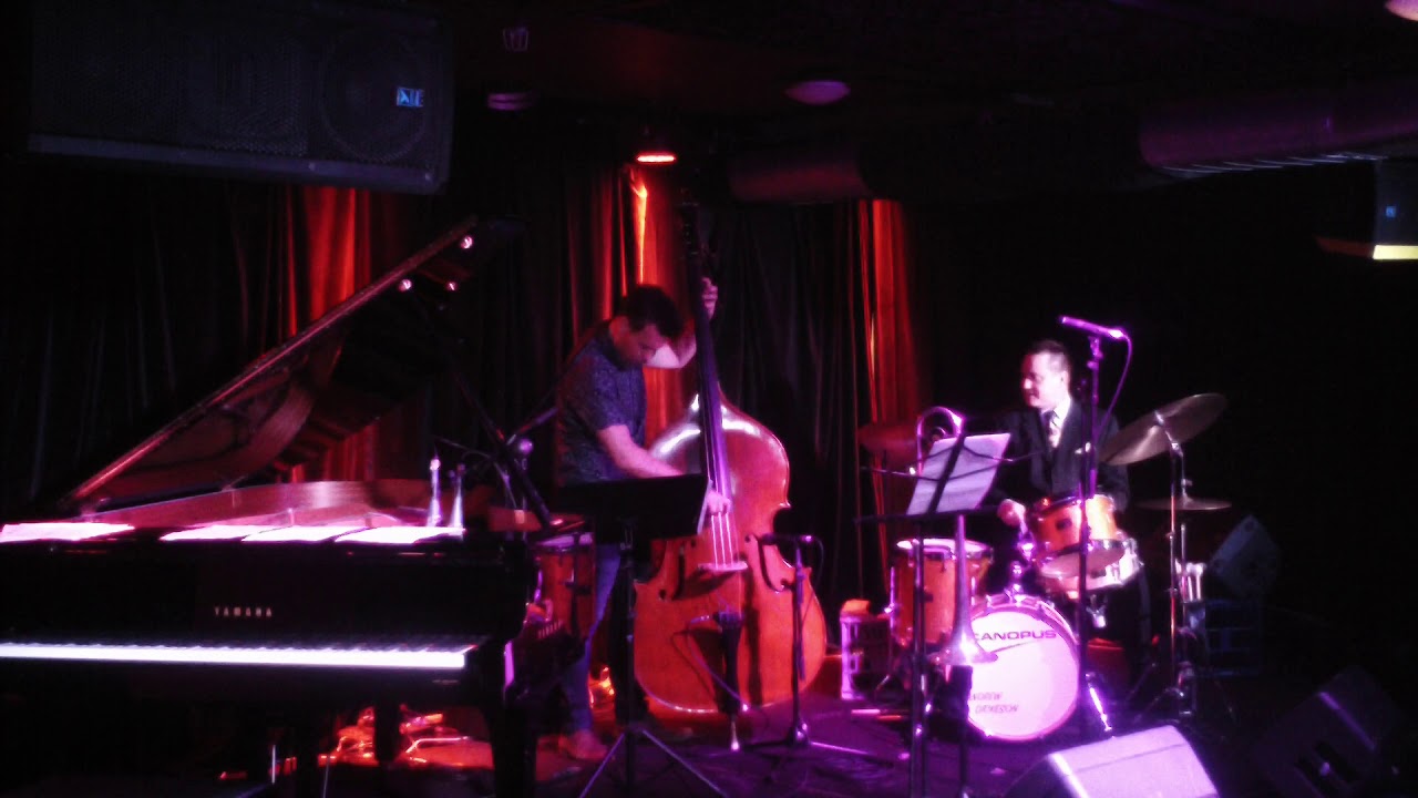 "Big Foot" - Andrew Dickeson & Alex Boneham - YouTube