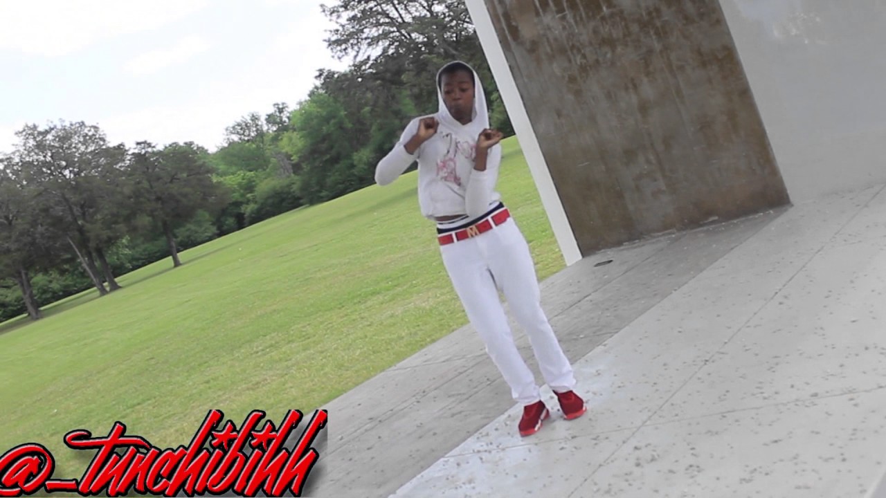 Young Gleesh - WALK GLEESH WALK Dance By @_tunchibihh - YouTube