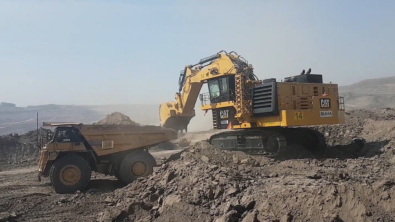 CAT 6020B Fast Load OHT Cat 777 - YouTube