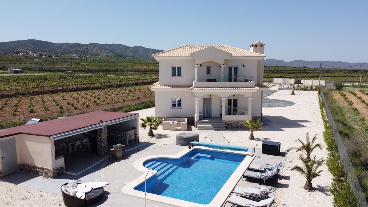 150m2 New Build Villa in Pinoso - YouTube