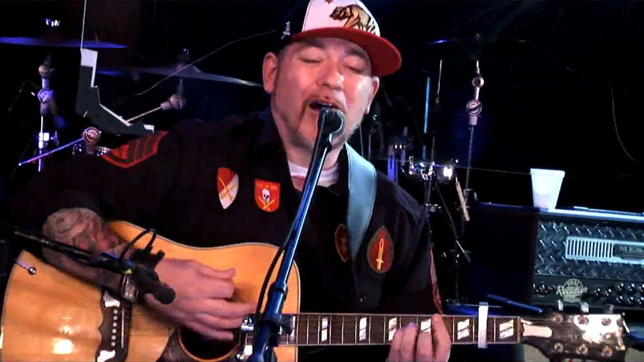 Everlast - Friend - Live On Fearless Music HD - YouTube