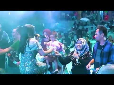 Sherly adella gala gala di Sawer sampai mandi keringat hot banget