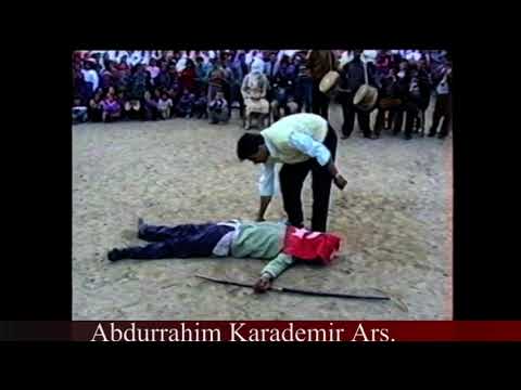 Aydın Karpuzlu Tekeler Köyü 1992 - Köroğlu Oyunu (Abdürrahim KARADEMİR Arşivi)