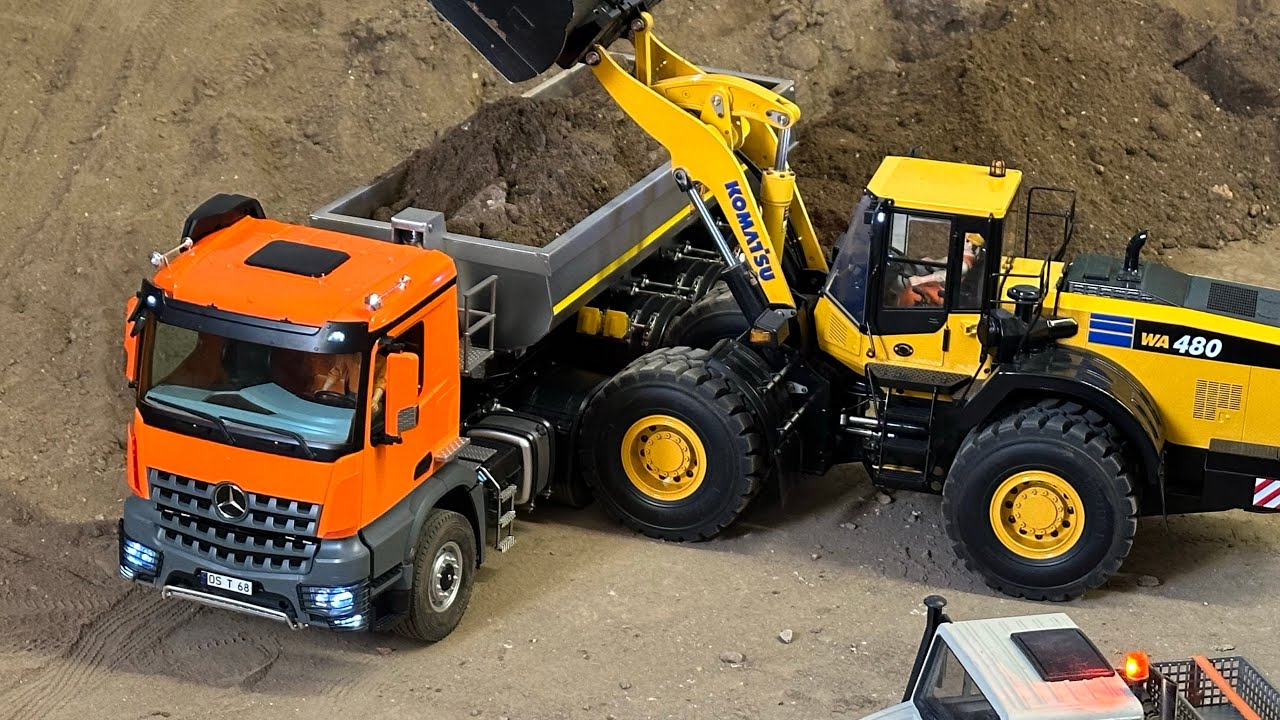 RC Trucks ,Radlader ,Bagger Modellbau 1/14 MTC Osnabrück - YouTube