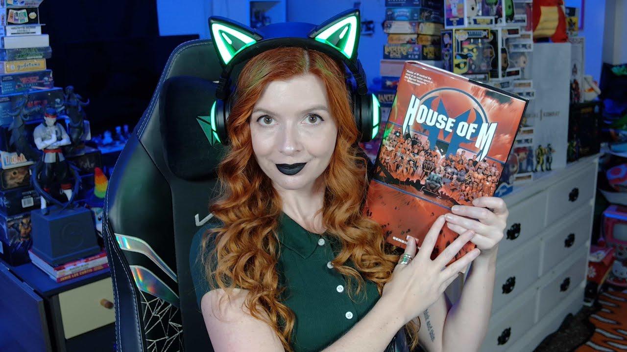 goth girl reads comics 🖤 pomodoro study session - YouTube