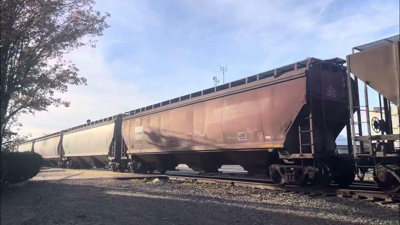 NS 55G clears Muncie - YouTube
