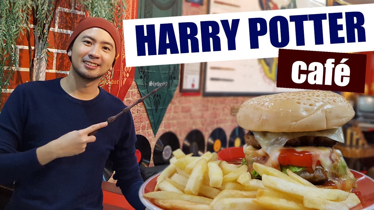 HARRY POTTER CAFE MUKBANG| Huge Burger | Buffalo Wings | Food Review ...