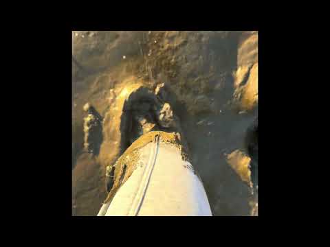 Riding boots stuck in thick mud (full video)