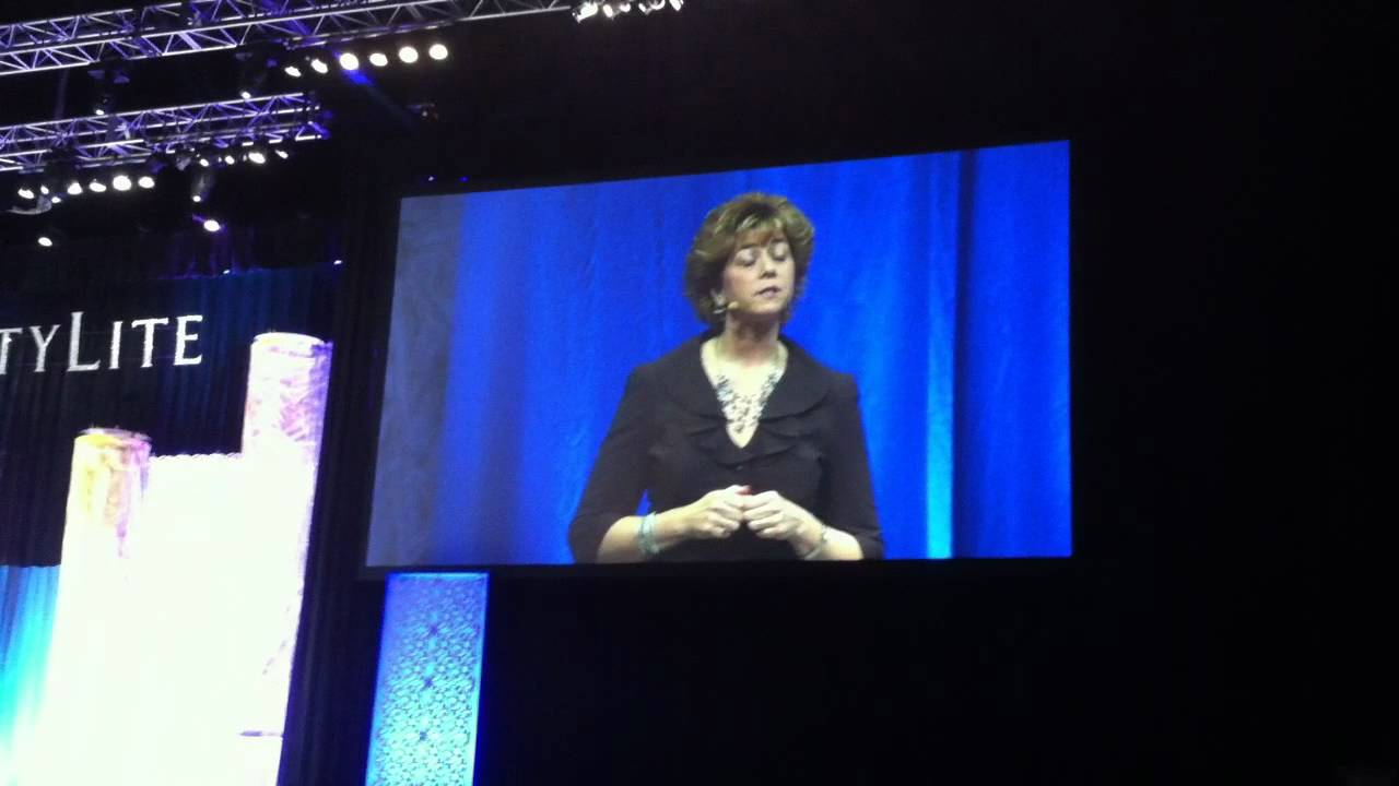 Kim DiLeo's PartyLite Apprentice Program Conference Speech 2012 - YouTube