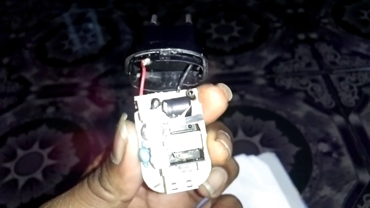 HOW TO OPEN HTC CHARGER - YouTube