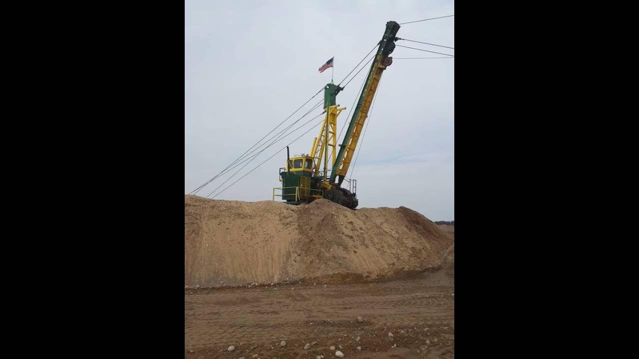 Clamshell Suction Contract Gravel Dredging MN - YouTube