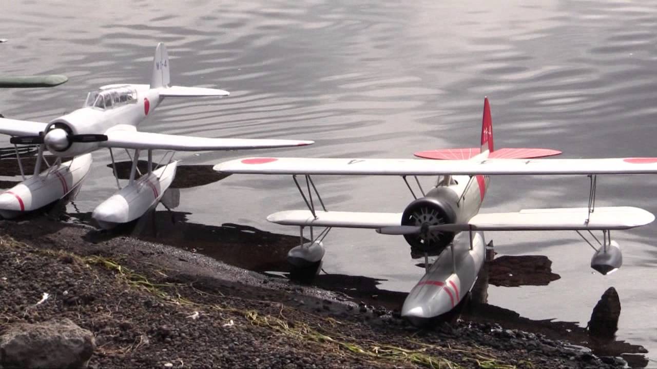 海軍機7機が集結 Lineup of the seaplanes of Imperial Japanese Navy under World ...