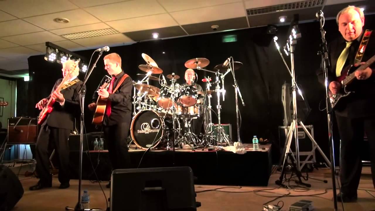 Joeland Plus feat. Brian "Licorice" Locking - Nivram - YouTube