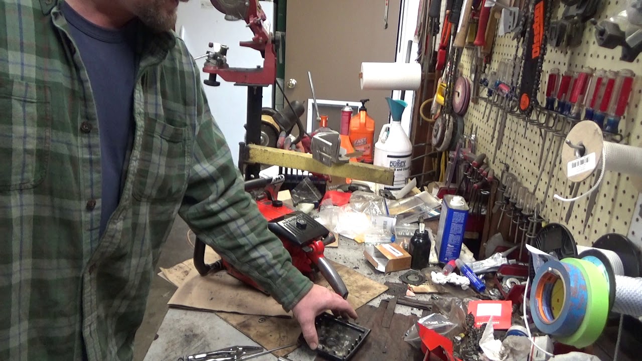 Homelite XL-925 Series Air Filter Cover Explained - YouTube