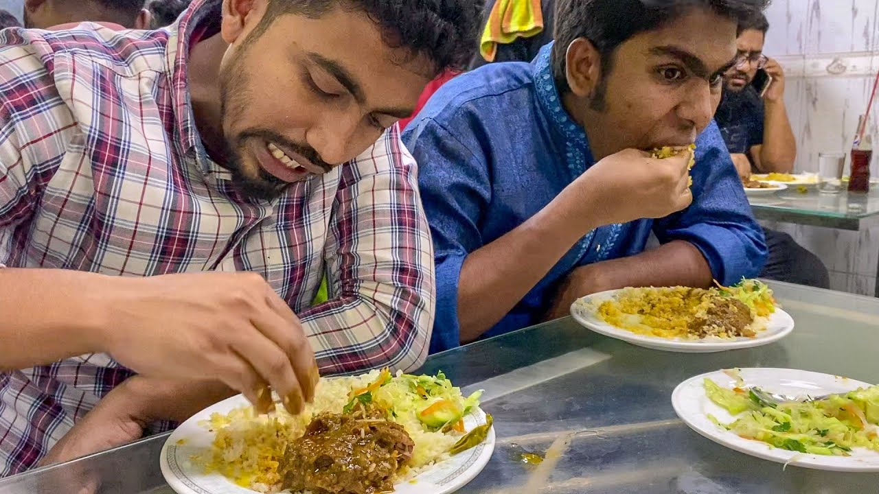 Eating Dinner(Rice & Meat Curry) With Friends at Mukta Biryani Ghor ...