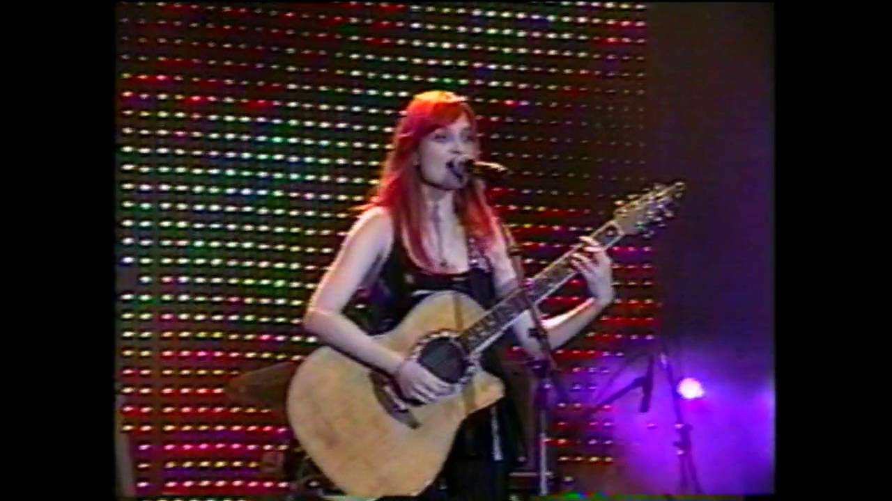 NICOLE... CANTANTE NACIONAL,CHILE - YouTube