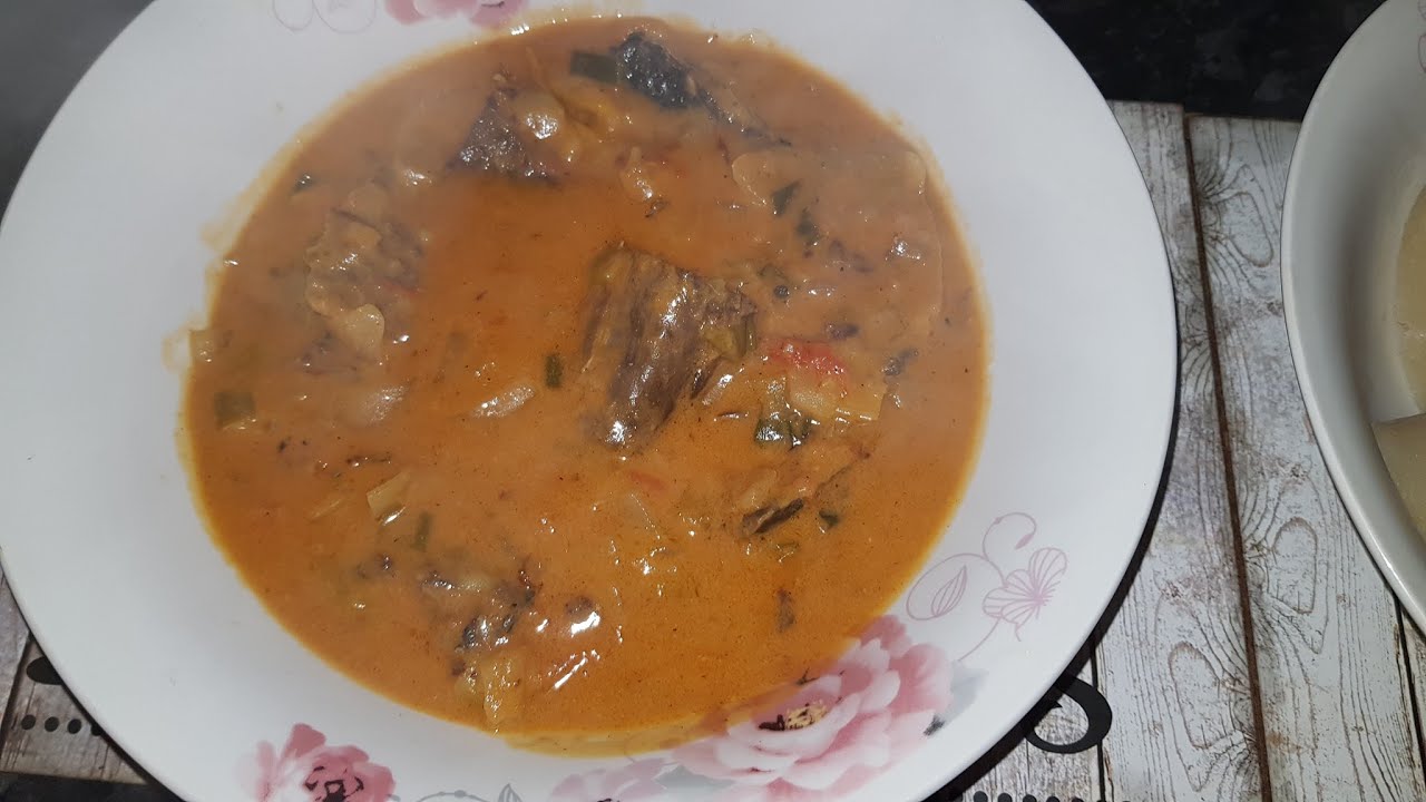 Makayabu ya kisalakindeki muamba //salt fish with peanut butter - YouTube