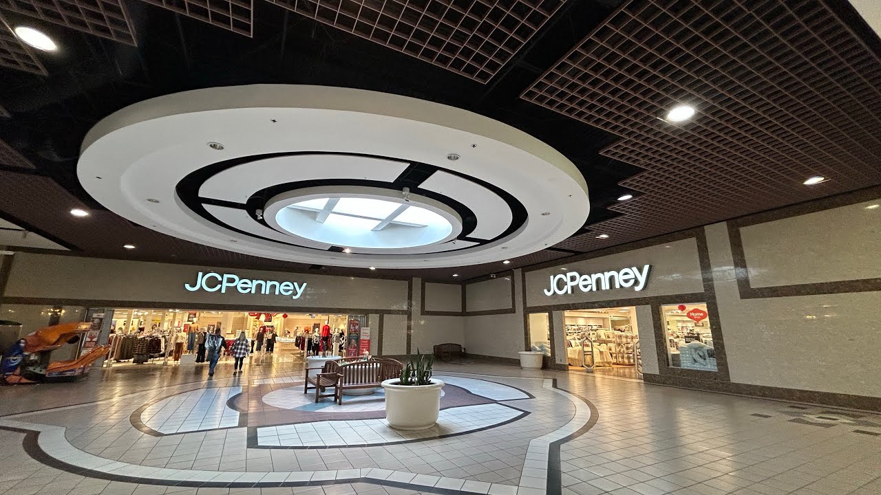 The JCPenney At Green Tree Mall In Clarksville, IN Is Only One Floor ...