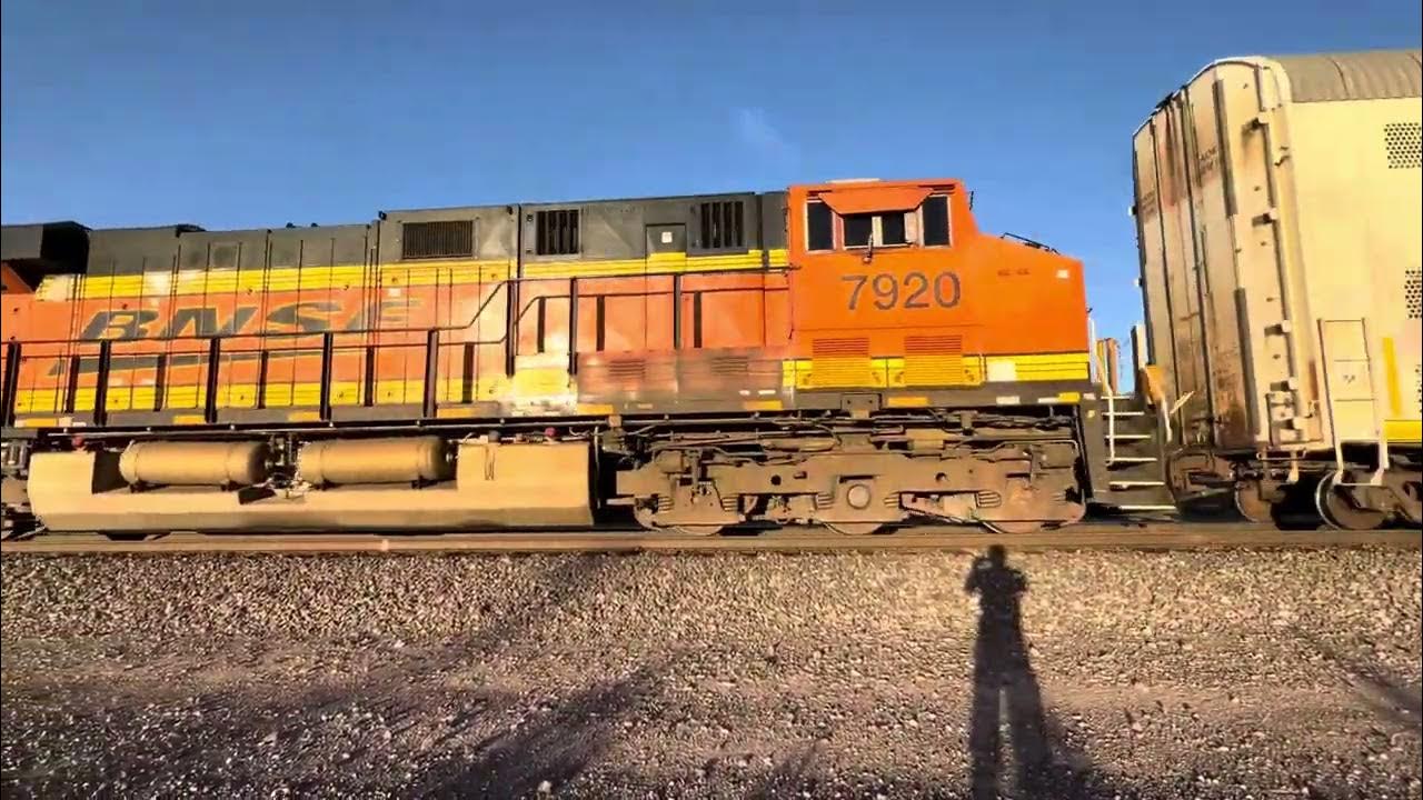 BNSF #8048 Leading & NB H-KCKDEN With Single DP Unit At Crews In Fountain CO 10/18/23. - YouTube