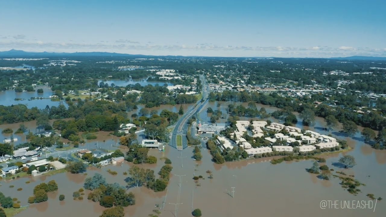 MAJOR FLOODING in Waterford, QLD. - YouTube