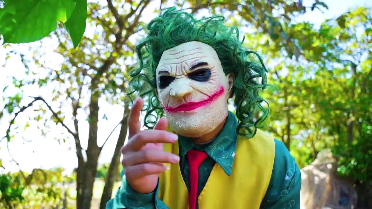 Chasing Joker at Night – Spider-Man Joins the Hunt! - YouTube