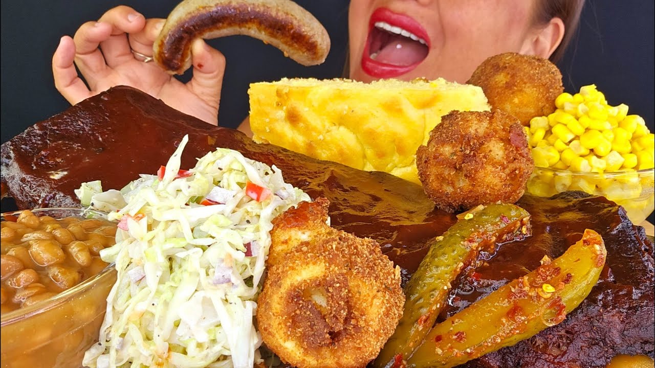 EATING BBQ PORK RIBS CORNBREAD BAKED BEANS COLESLAW PICKLES ASMR ...
