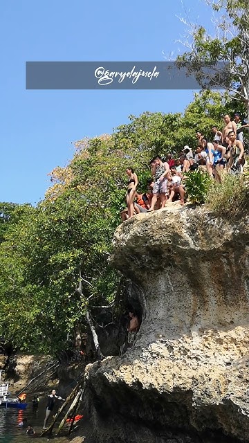DO YOU WANT TO JUMP OFF THE TOP OF THIS CLIFF TO ENJOY A GREAT ADVENTURE? SABANG-SAMAL ISLAND🇵🇭👌 ...