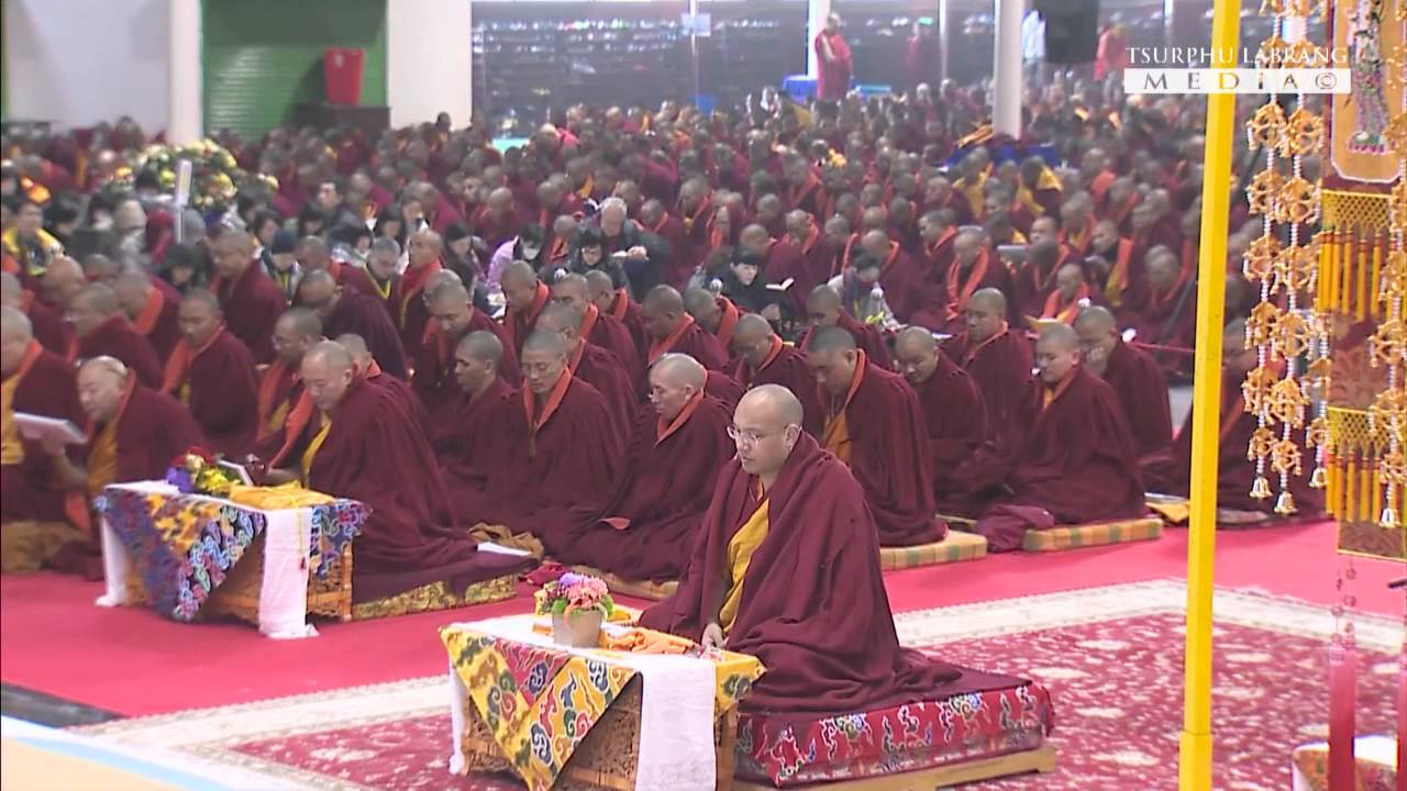 Karma Chakme Rinpoche and Akong Rinpoche Commemoration Ceremony - YouTube