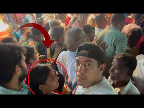 La Horrible SOBREPOBLACION de India, Las mujeres se la ARRIMAN A UNO.