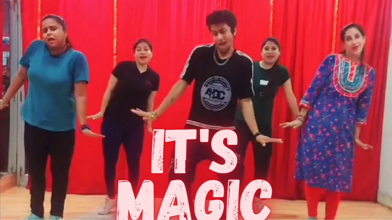 It's magic it's magic song dance cover | Koi Mil Gaya movie song dance ...