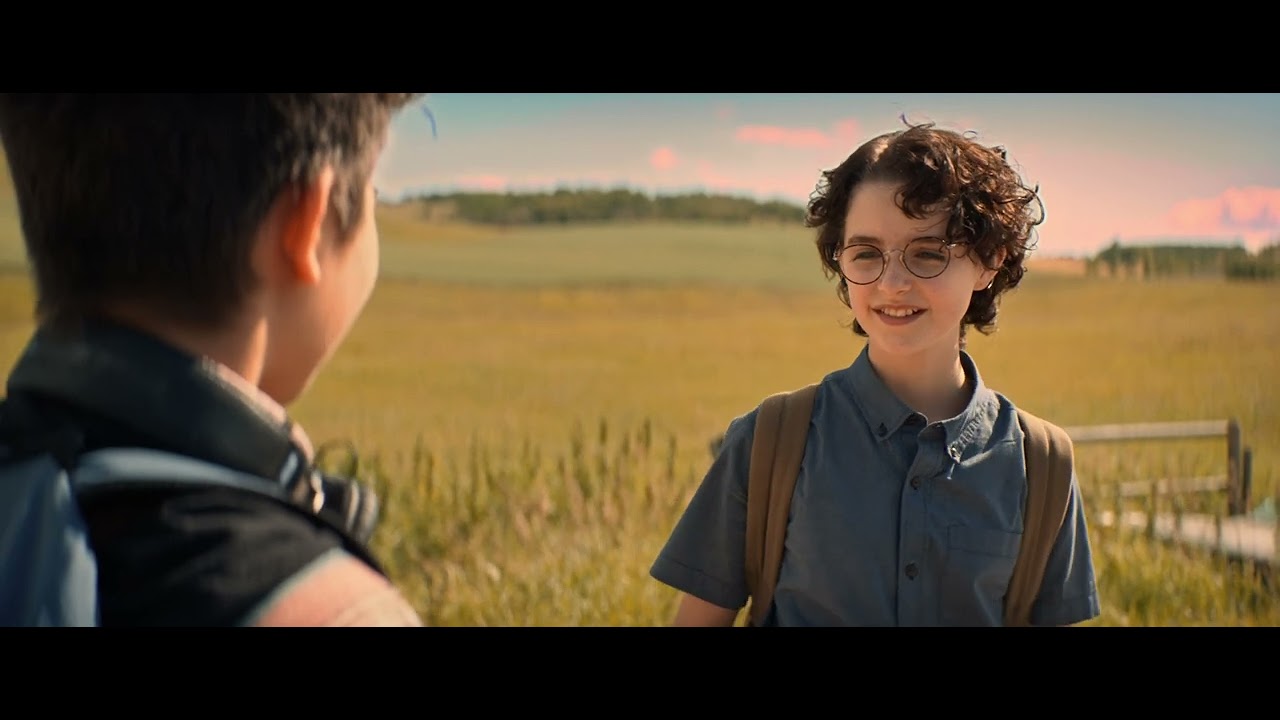 Phoebe walks home with Podcast (Ghostbusters Afterlife) - 4K ULTRA HD ...