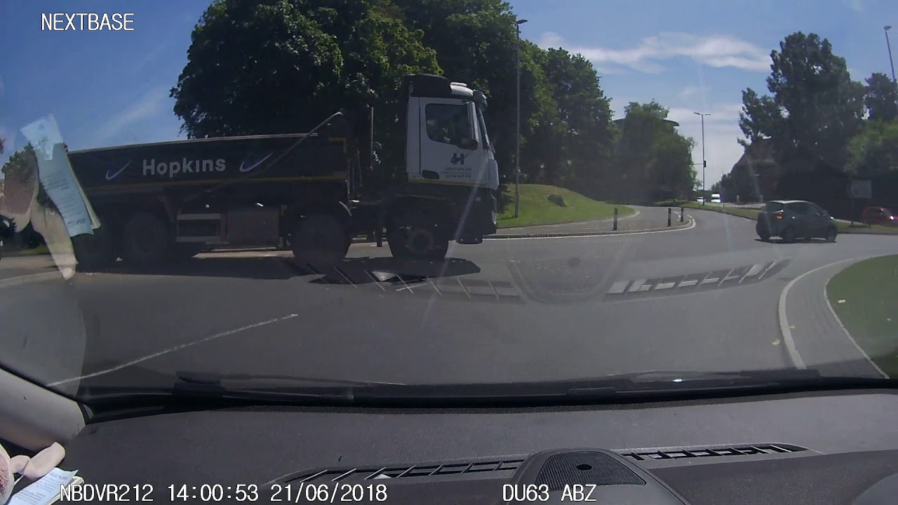 Bad Driving Close Call With Hopkins Lorry On Roundabout In Yeovil ...