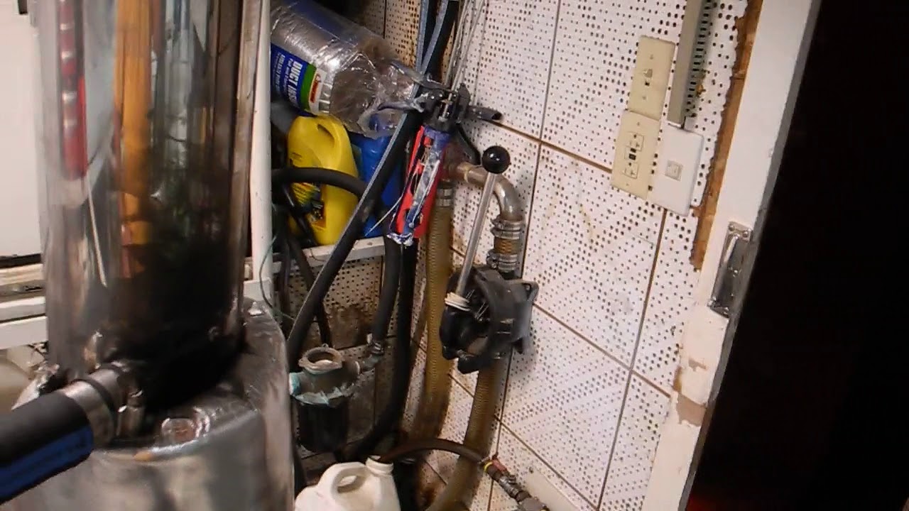 DANGER, exhaust leak - YouTube