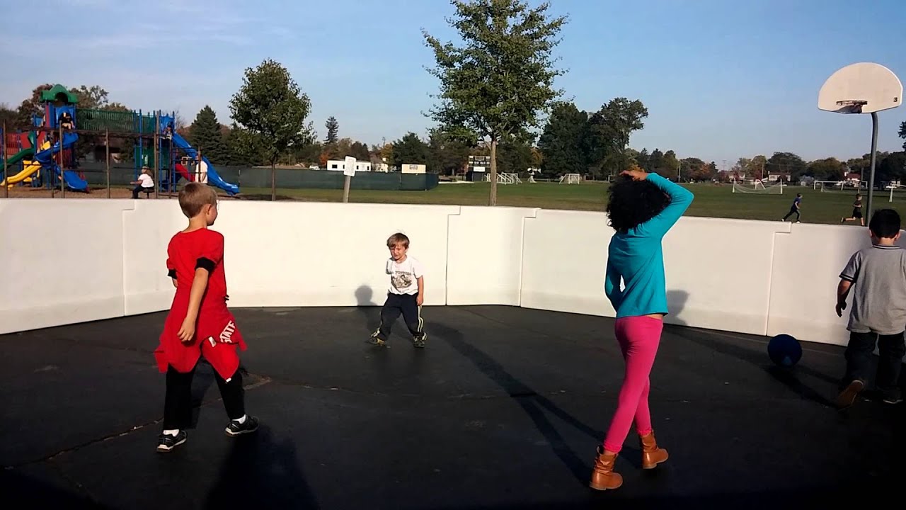 Explorers playing botchy ball - YouTube