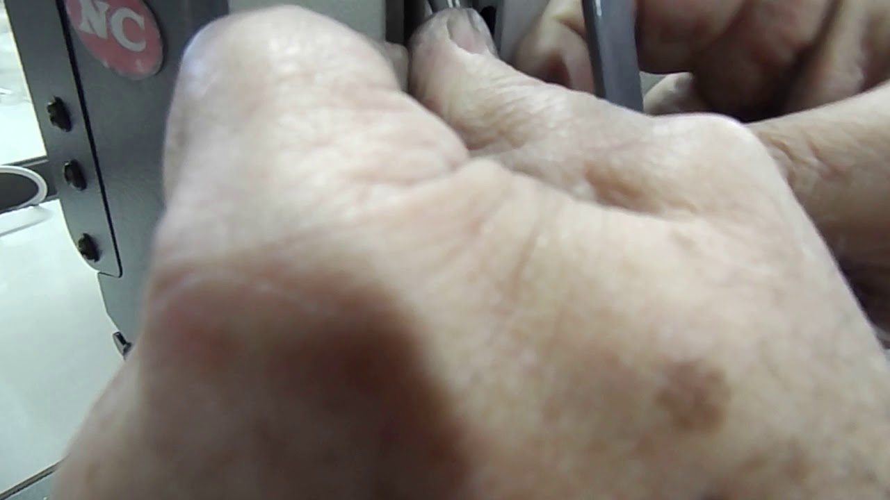 How to thread a twin needle walking foot sewing machine - YouTube