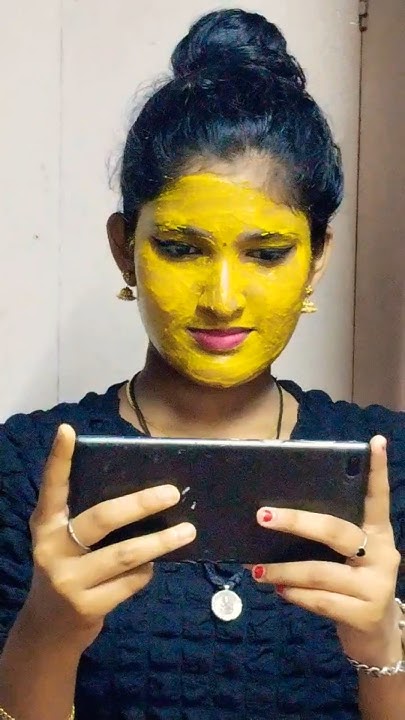 ഇങ്ങനെയാണെങ്കിൽ മുളകുപൊടിയും, കുരുമുളകുപൊടിയും കൂടി മുഖത്ത് തേയ്‌ക്കേണ്ടിവരും #shortsfeed # ...