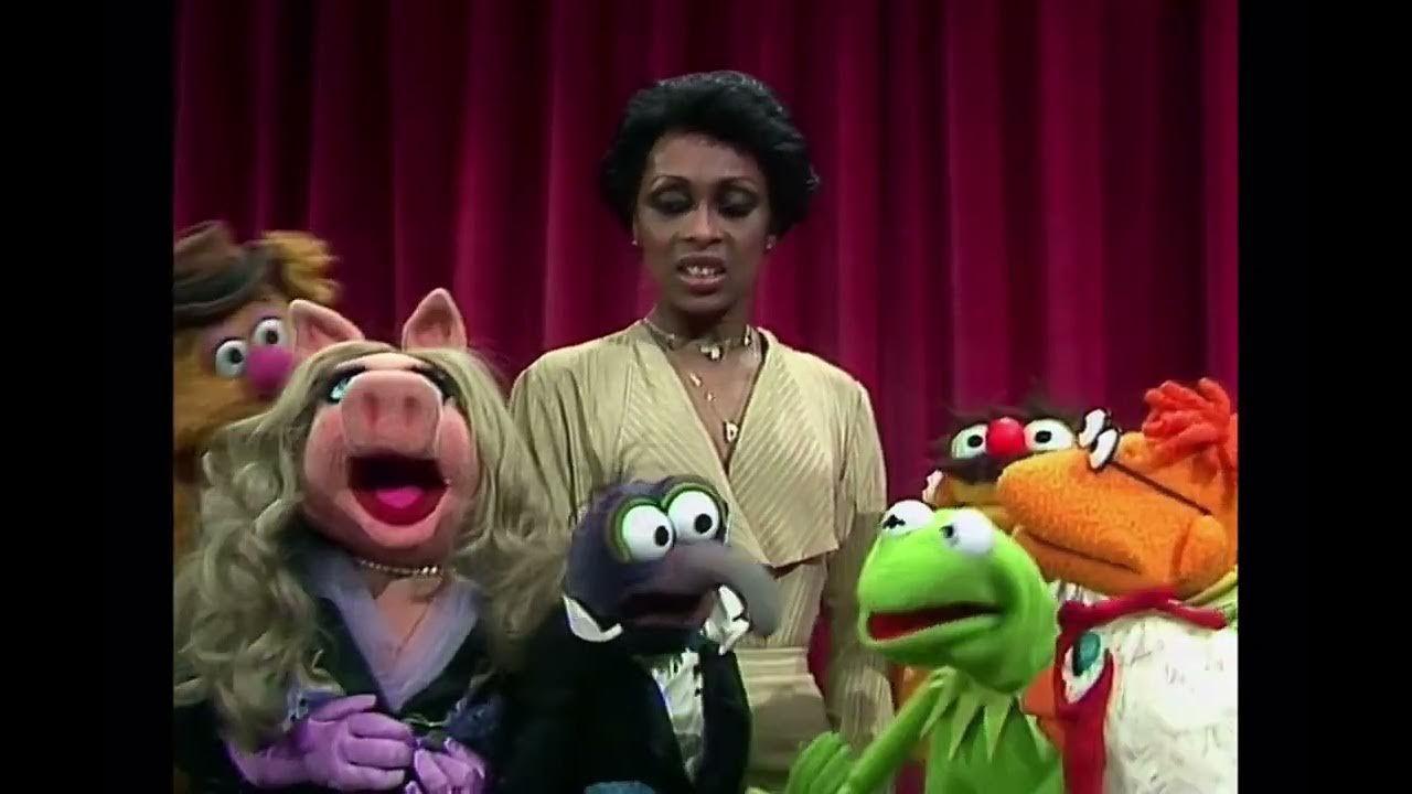 The Muppet Show - 411: Lola Falana - Curtain Call (1979) - YouTube