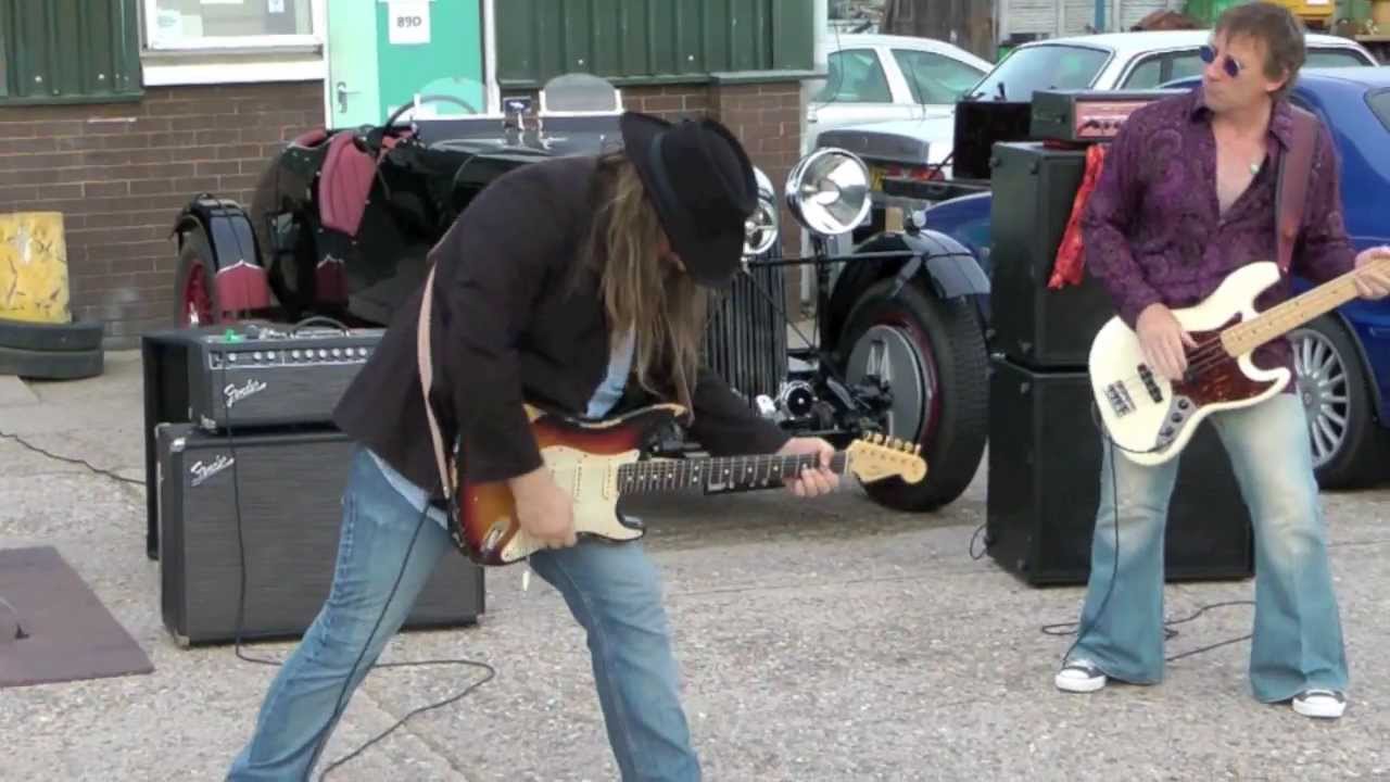 Chris Walker Band - Floor It - YouTube