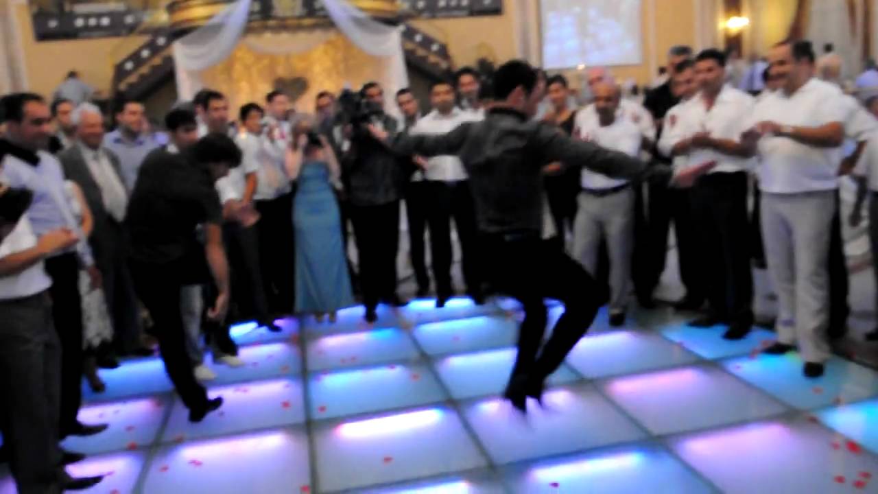 Azari Dance