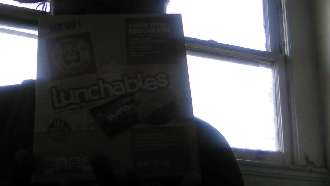 Lunchables Mukbang - YouTube