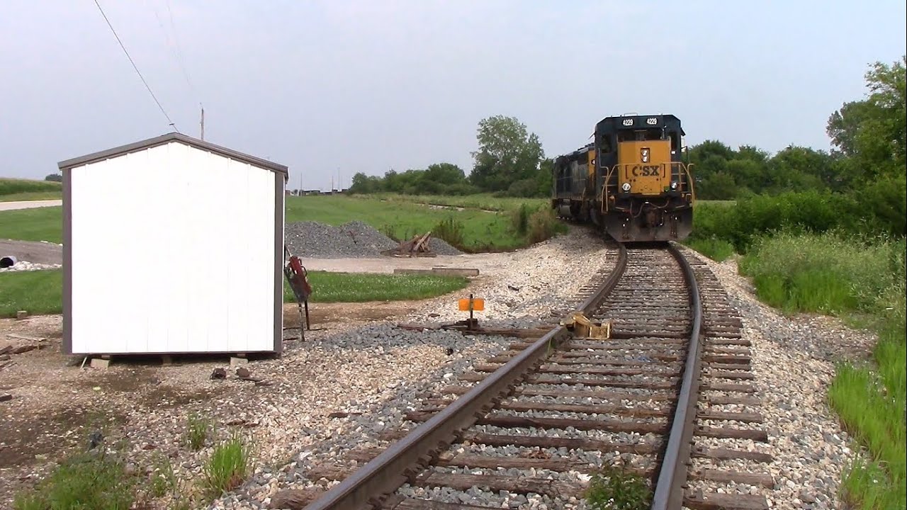 CSX 4229 and CSX 4225 Tied Down near Nucor and County Road 350 South ...