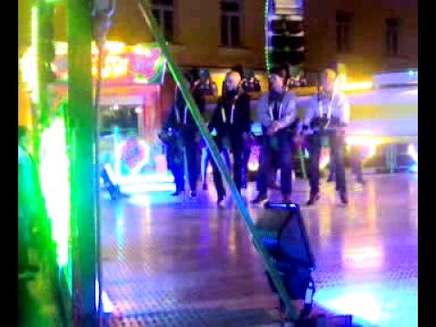 Malfunction with Tango ride at Funfair UK - YouTube
