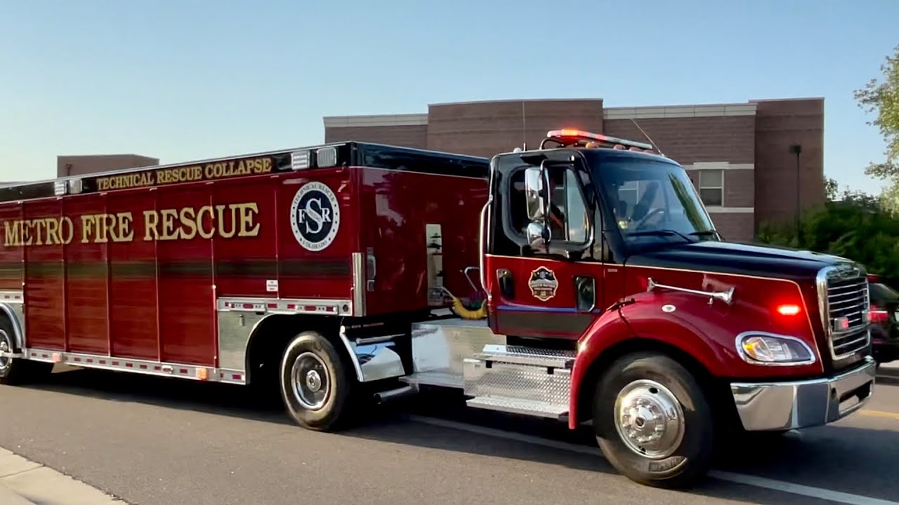 *RARE* SMFR Collapse 45, Tender 34 & Tower 34 Responding - YouTube