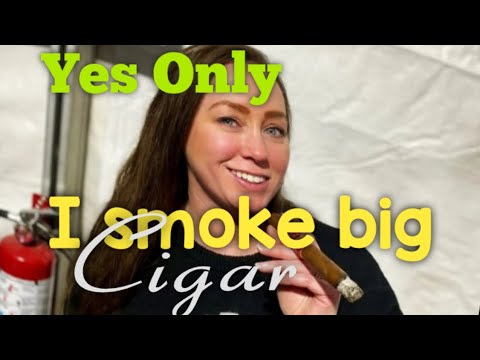 I LOVE SMOKING BIG THICK CIGARS MY VIDEO COLLECTION - YouTube