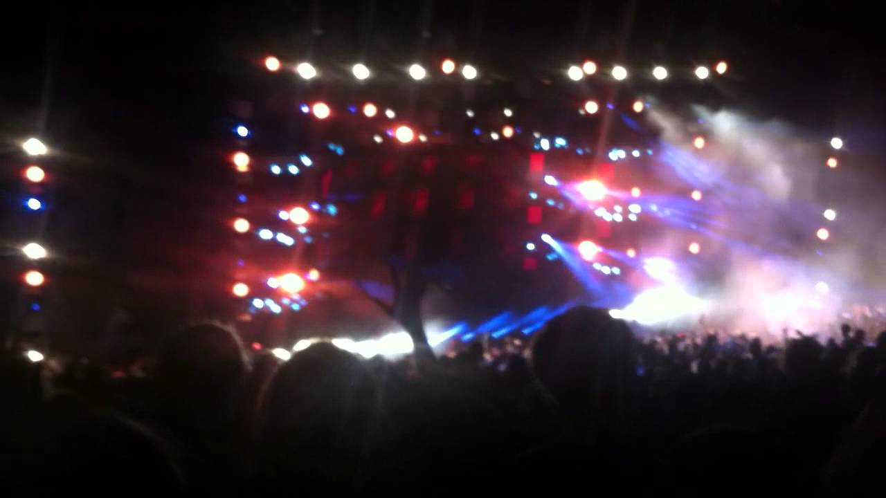 O I Think They Like Me :) Bassnectar Red Rocks 2014 - YouTube