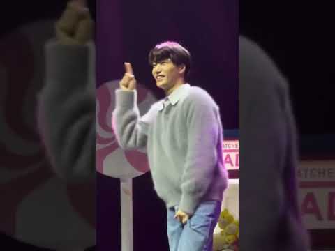 kai danced to joy’s blow confetti 🤣😍 #joy #kai #exo #kpop #tiktok #sm #shorts