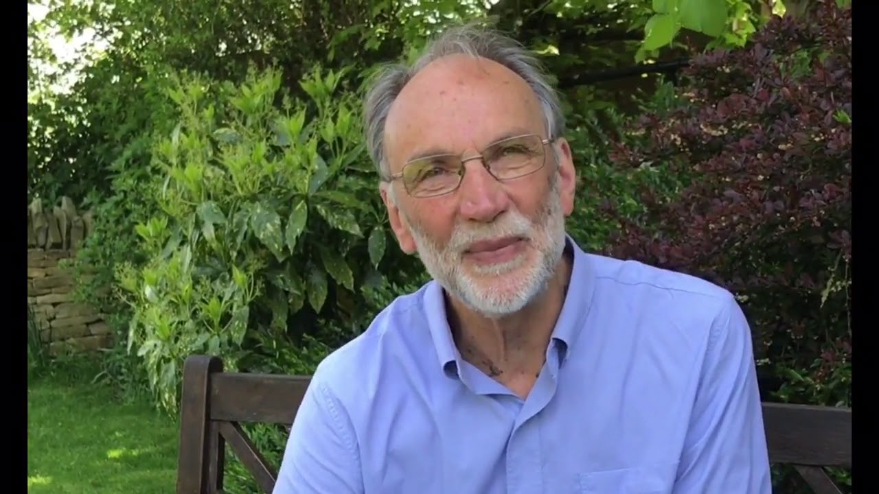 Professor Graham Martin on Bird Diverters - YouTube