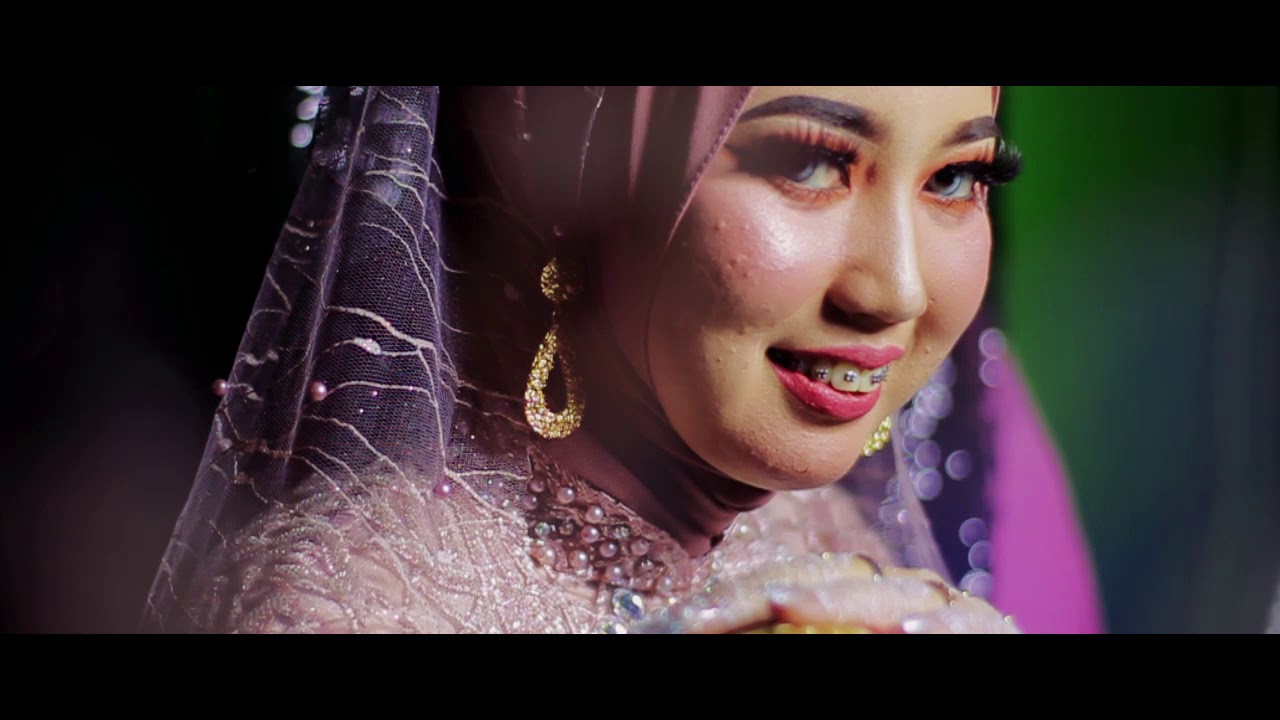 Lia Herliani Wedding - YouTube